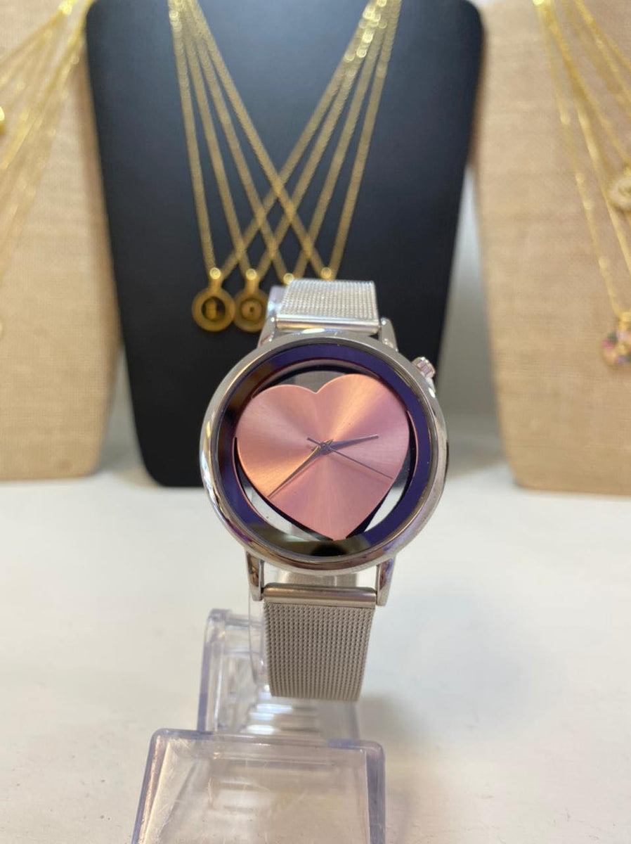 RELOJ METALICO CON FORMA DE CORAZON PLATEADO – Relojes JOOL